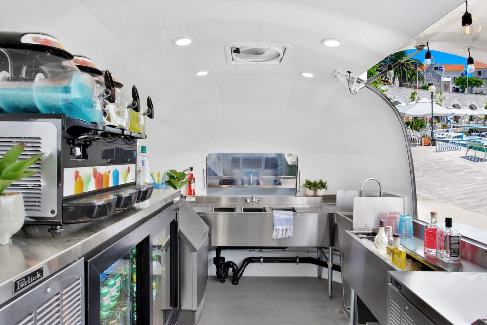 Sun Outdoors - Custom Airstream